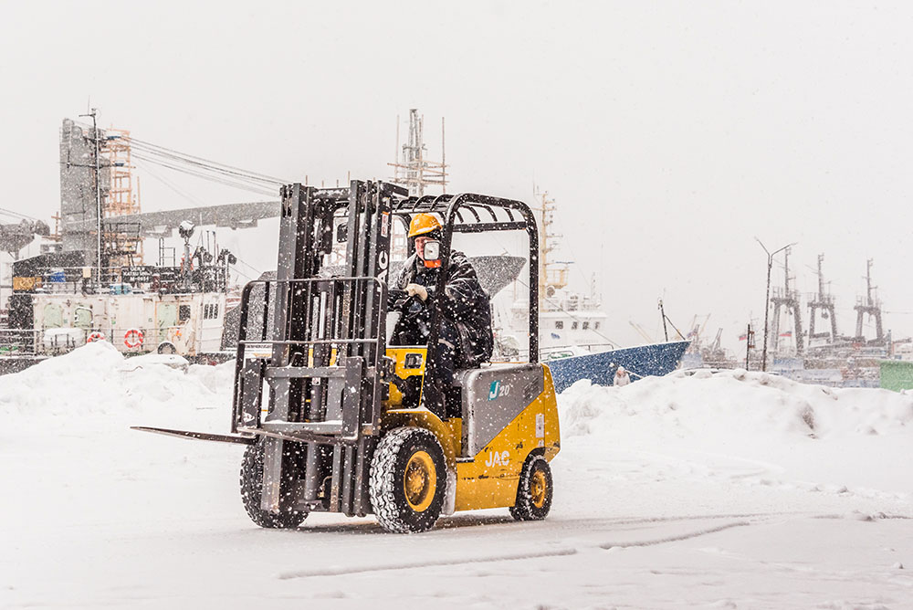Are your lift trucks prepared for winter? – Diamond Forklifts